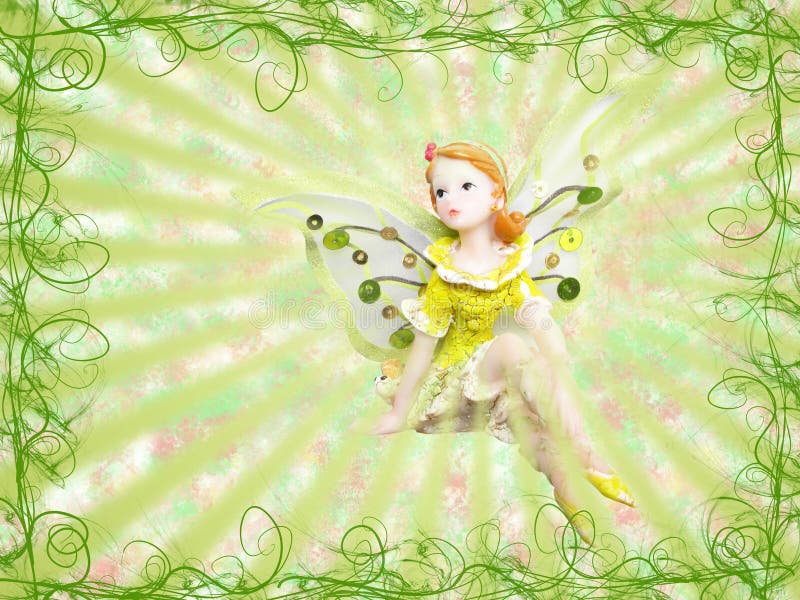 Dragón Verde Del Cuento De Hadas Con Los Ojos Y Las Alas Personaje De ...