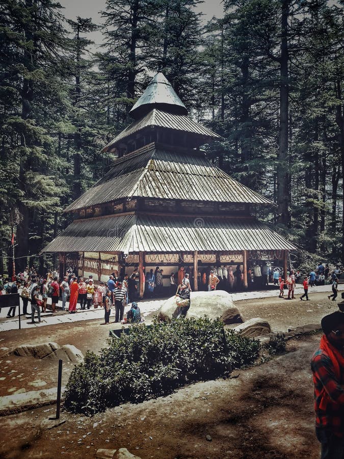 Hadimba Temple in Manali editorial photo. Image of footprint - 15288711