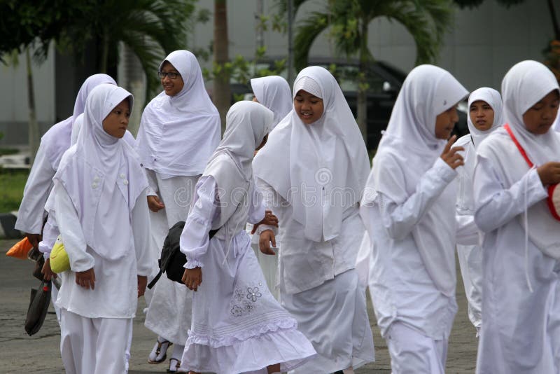 2,341 Islamic Students Stock Photos - Free & Royalty-Free Stock Photos ...