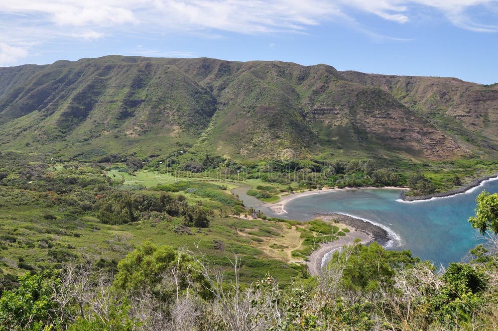 Halawa Bay, Molokai, Hawaii Stock Image - Image of vegetation, travel ...