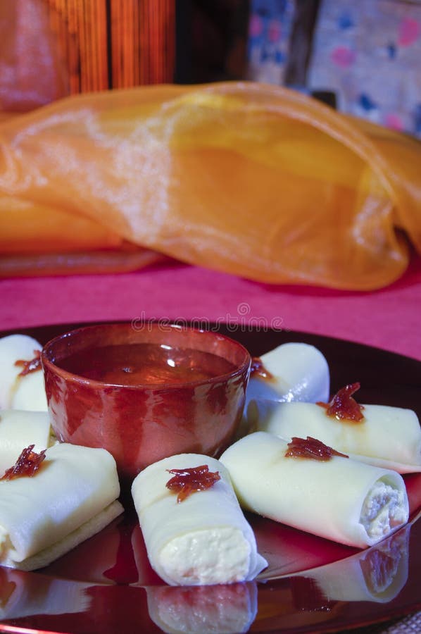 Halawa Jubon, Cheese with Cream Arabic Sweets for Ramadan and Eid Stock ...