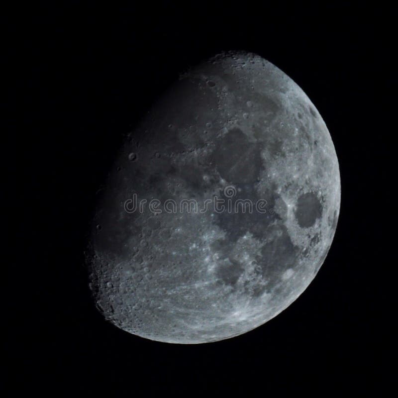 Mond im blauen Himmel stockfoto. Bild von planet, blau - 71316230