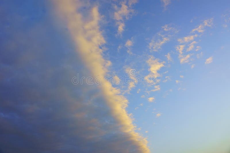 Half Blue Sky is Completely Clear and Half is Covered in Clouds Stock ...