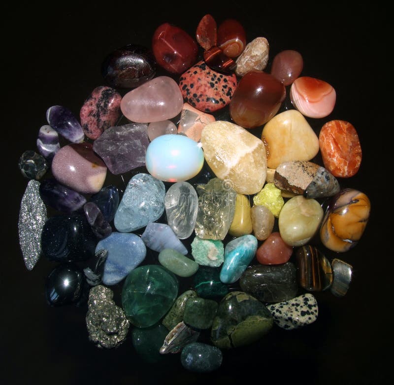 Halfedelstenen stock foto. Image of purper, grijs, saucer - 6239104