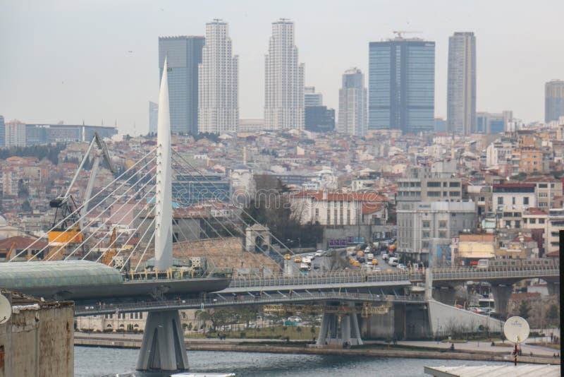 Halic bridge editorial photo. Image of pylon, asian - 189603066