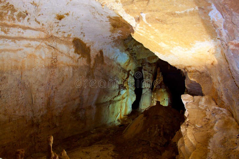 Majlis Al-Jin Cave stock photo. Image of oman, aljin - 12251078