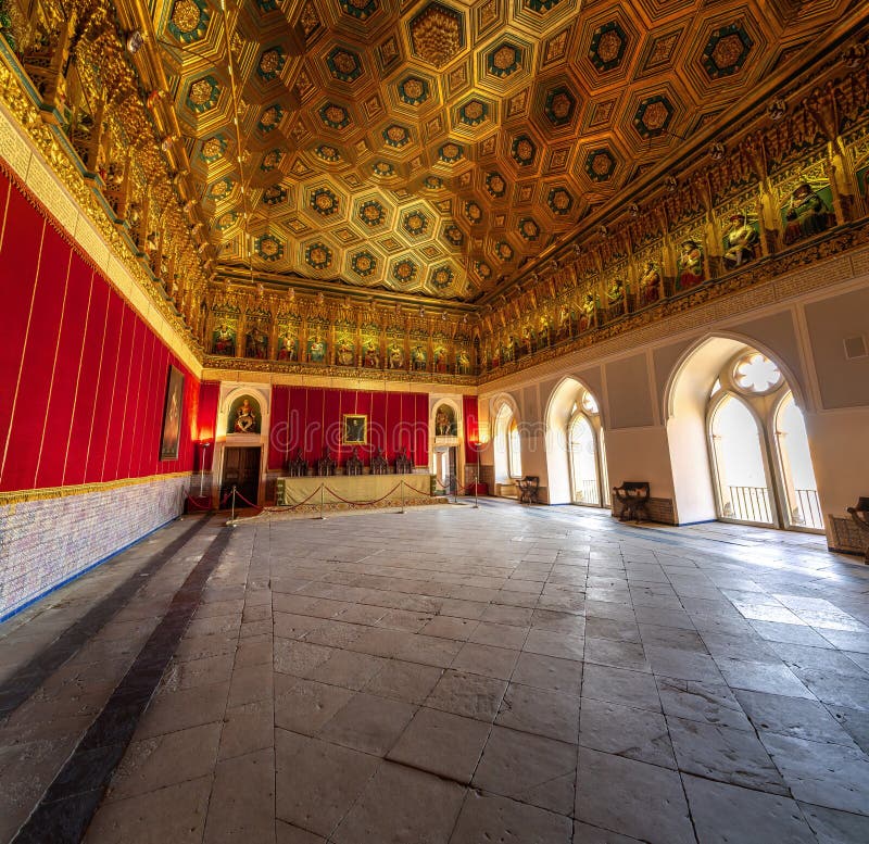 Hall of the Kings at Alcazar of Segovia Interior - Segovia, Spain ...
