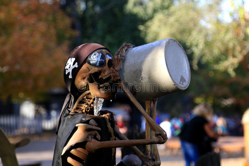 217 Skeleton Drinking Stock Photos - Free & Royalty-Free Stock Photos ...