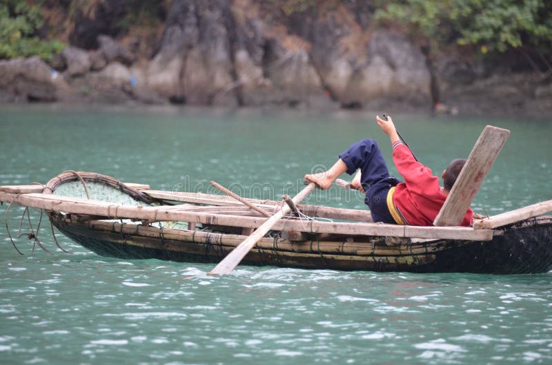 Halong bay editorial stock photo. Image of boat, halong - 123523183