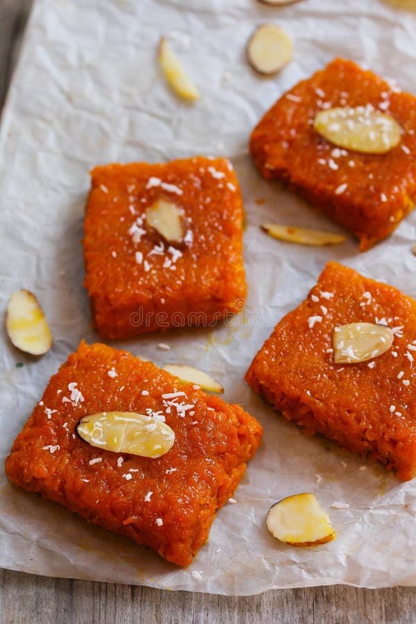 Prato Doce Indiano De Halwa Da Cenoura Imagem de Stock - Imagem de ...