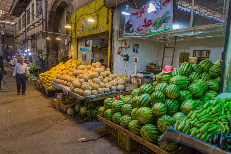 HAMADAN, IRAN - JULY 14, 2019: Melon Stalls at a Bazaar in Hamadan, Ir ...