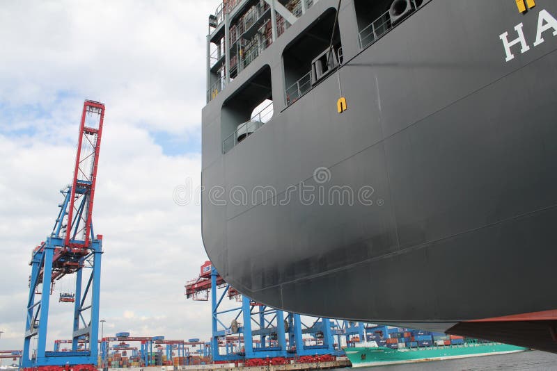 Hamburg Harbor Container Ship Editorial Photo - Image of water, cranes ...