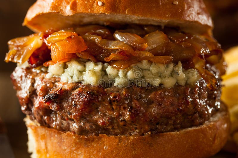 Hamburger Juteux De Fromage Bleu Image stock - Image du rapide, gourmet ...