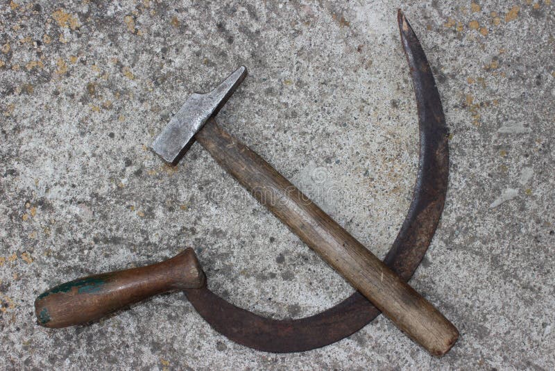 Hamer en sikkel stock afbeelding. Afbeelding bestaande uit naturaliseer ...