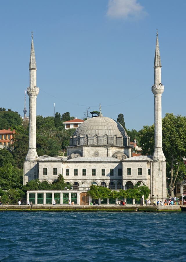 Hamidi Evvel Mosque stock image. Image of beylerbeyi - 276048853