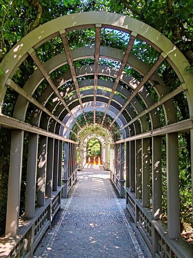 Hamilton Gardens Covered Walkway Arch Path Stock Image - Image of ...