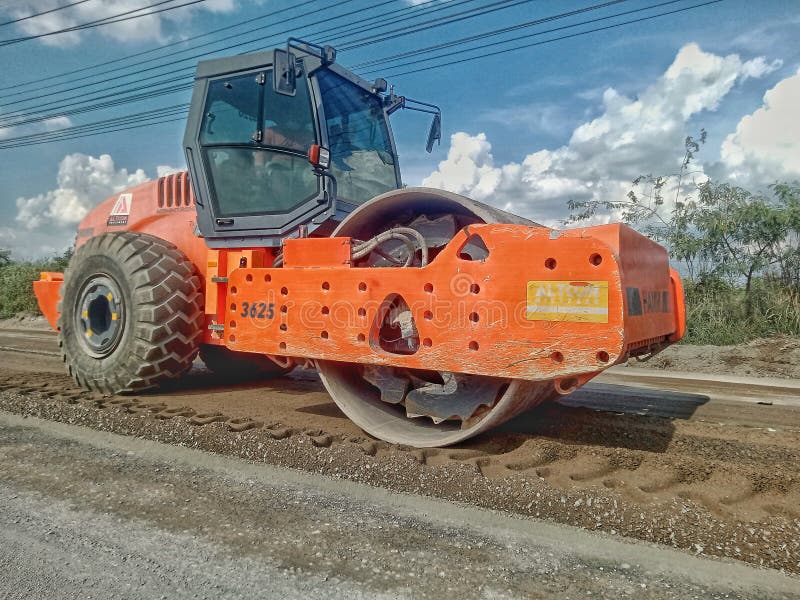 Hamm 3625ht Smooth Drum Vibratory Compactor Editorial Photo - Image of ...