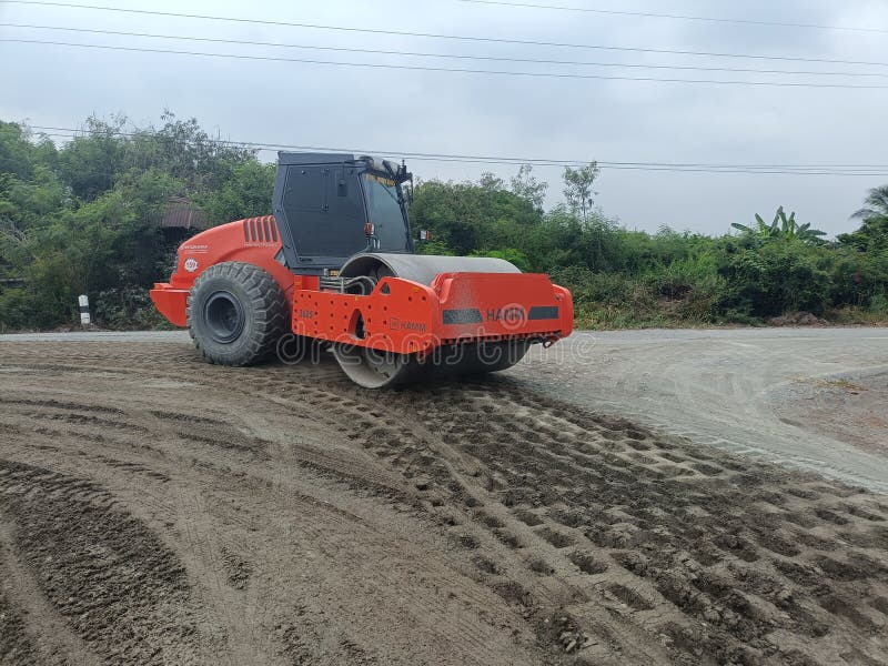 Hamm 3625 soil compactor editorial image. Image of thailand - 353857705