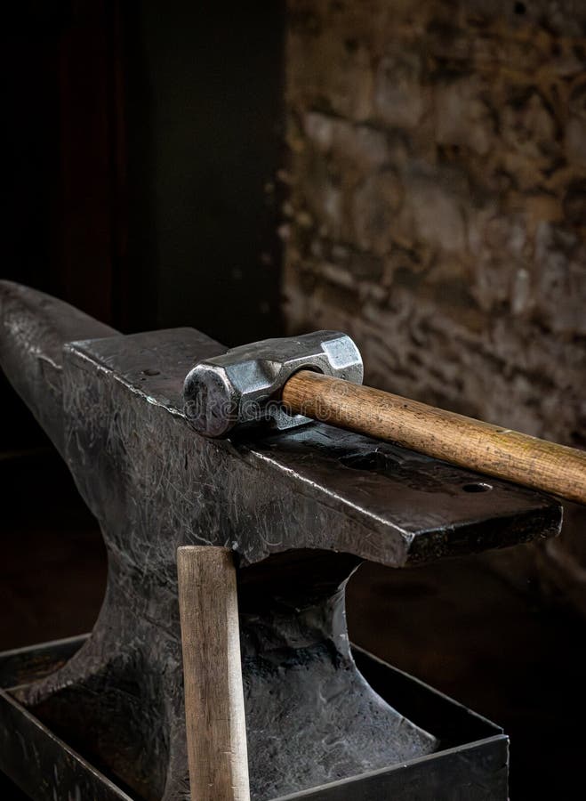 Bang People Head Hammer Stock Photos - Free & Royalty-Free Stock Photos ...