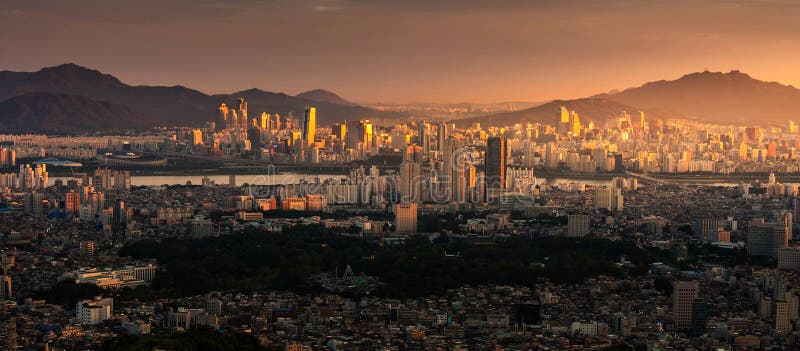 Han River and Sunset in Seoul City Stock Photo - Image of hanrever ...