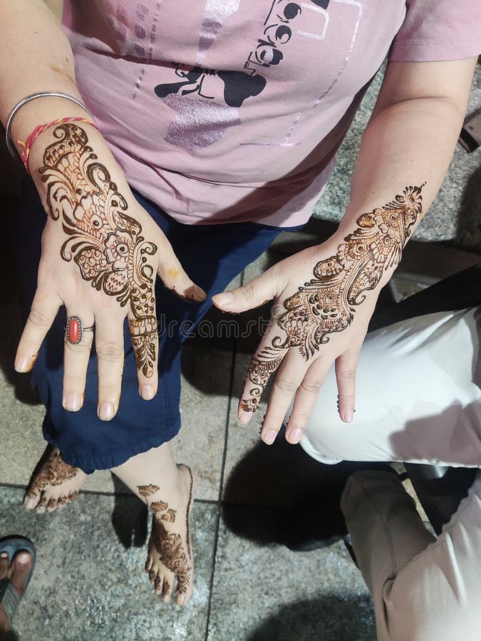 Hand Arabic Mehndi Design stock image. Image of tattoo - 258688117