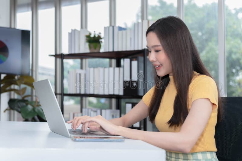 Businessman S Hands Resting on a Computer Keyboard Typing Data Stock ...