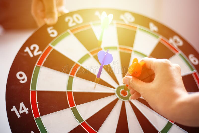 Hand Business Put a Dart Hit on the Target,Goal Target Concept Stock ...