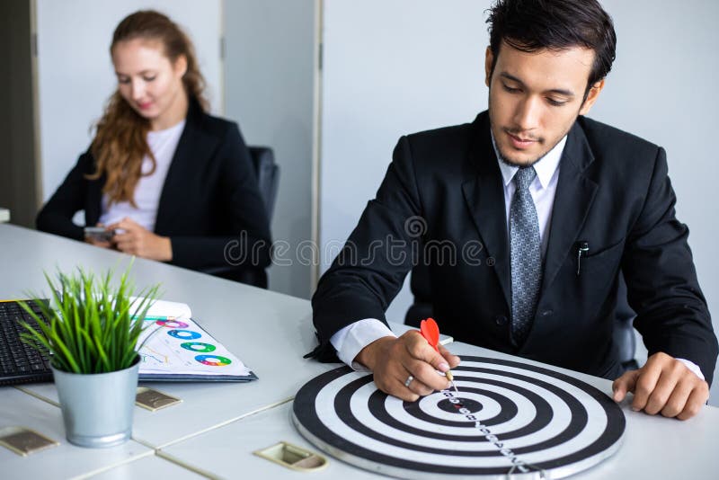 Hand Business Put a Dart Hit on the Target,Goal Target Concept Stock ...