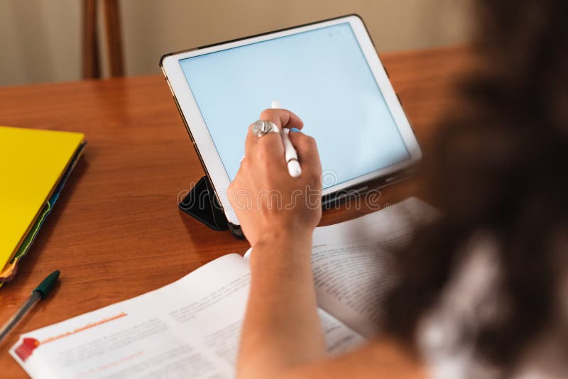 Hand with a Digital Pen Writing on a Tablet Stock Image - Image of ...