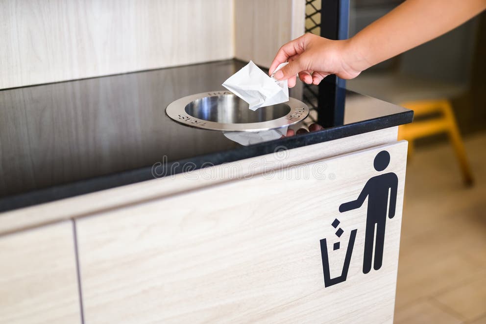 Hand Drop the Receipt in the Cafe Stock Photo - Image of hand, junk ...