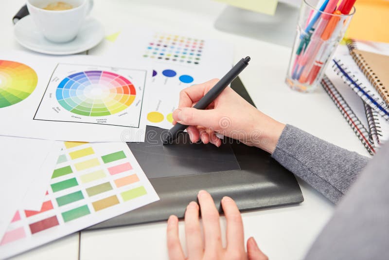 Hand from the Graphic Designer Draws a Draft Stock Photo - Image of ...