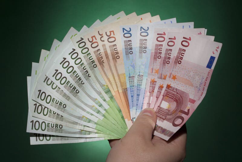 Hand holding bank notes stock image. Image of rich, earn - 39500379