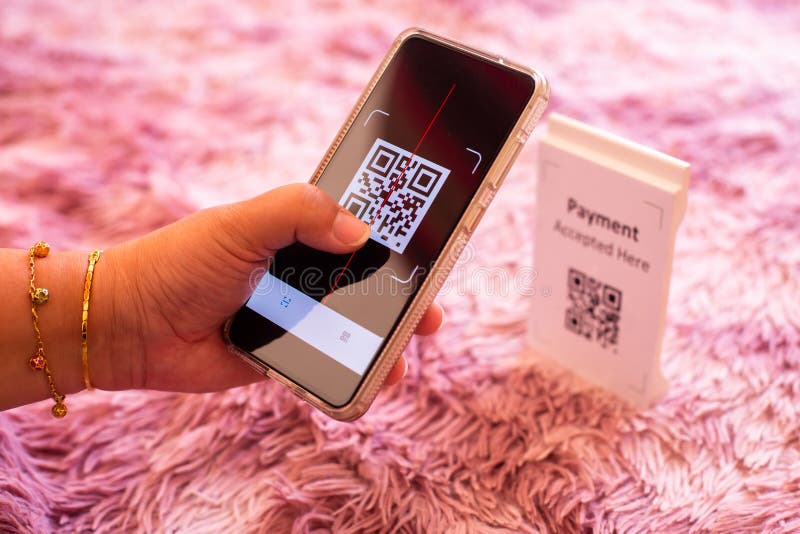 1,012 Scan Hand Purchase Stock Photos - Free & Royalty-Free Stock ...