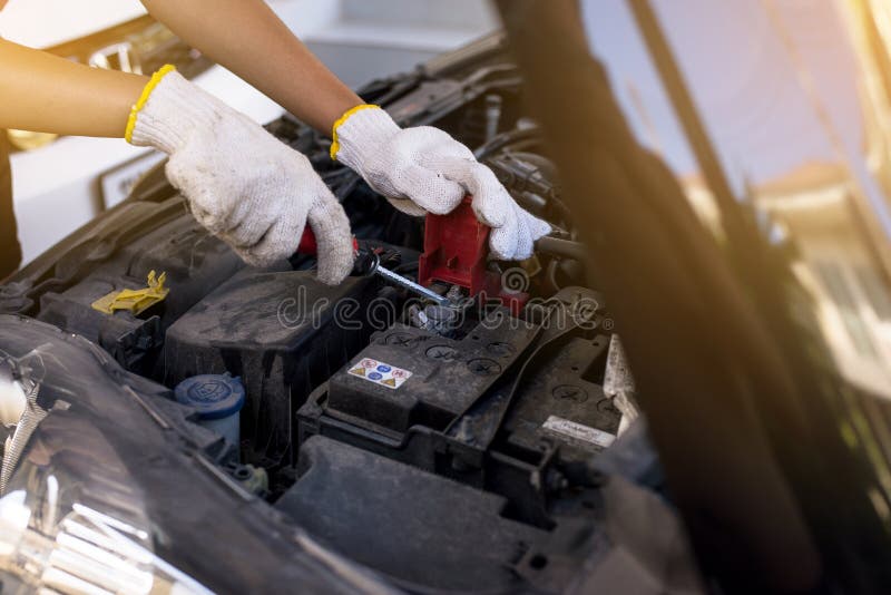 Hand Mechanic Engineer Fixing Car Battery at Garage,concept Car ...