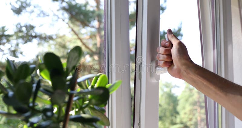 Hand Open Dark Blue Mechanically Operated Metal Ventilation Grill ...