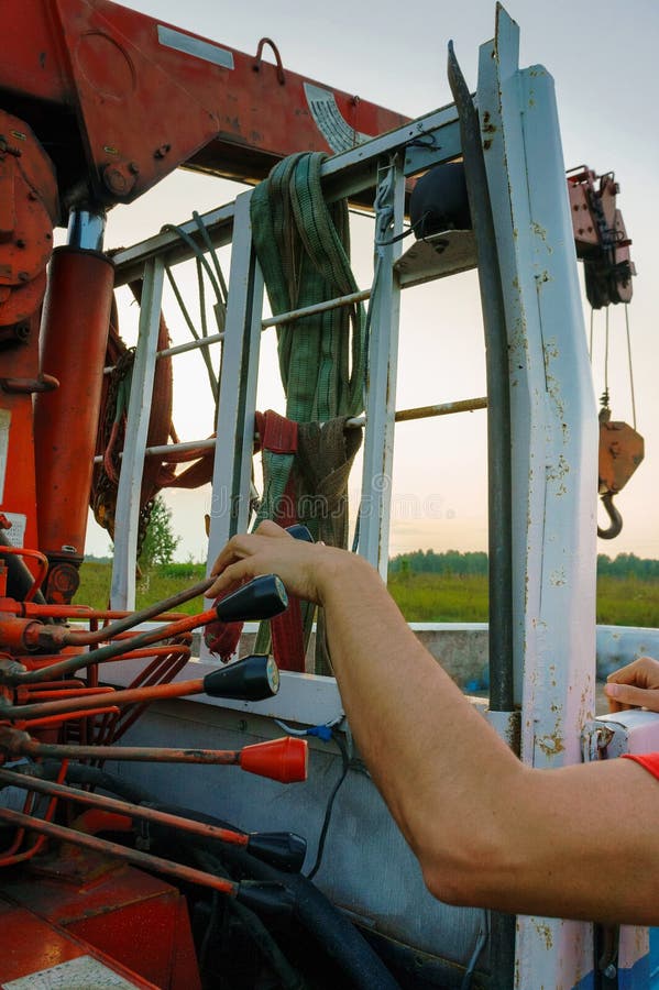 135 Control Crane Lever Hydraulic Control Crane Stock Photos - Free ...