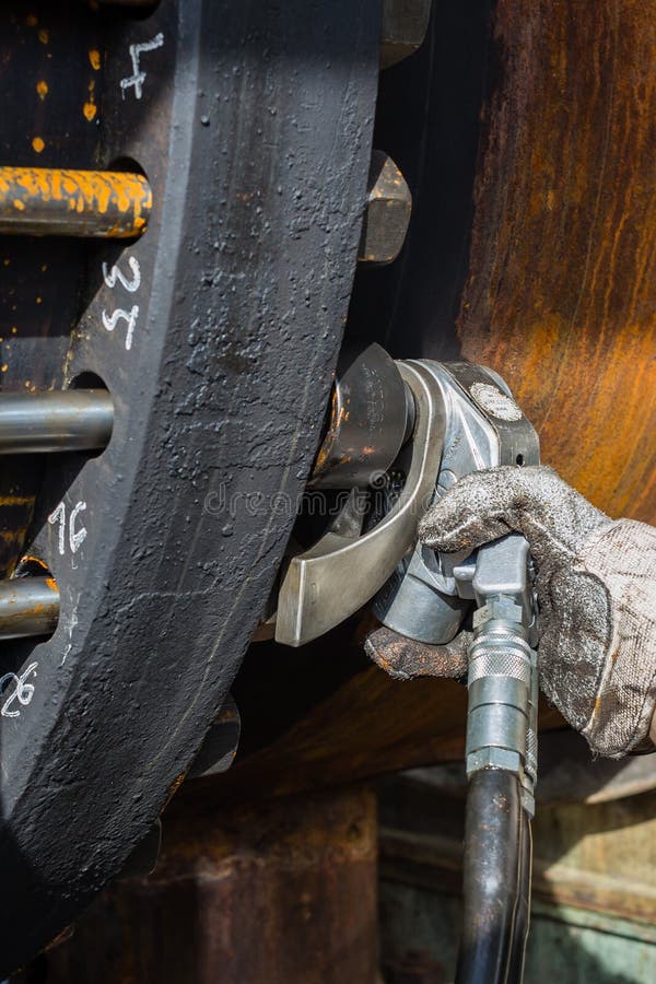 Assembling a Heat Exchanger with a Hydraulic Spanner System Stock Image ...