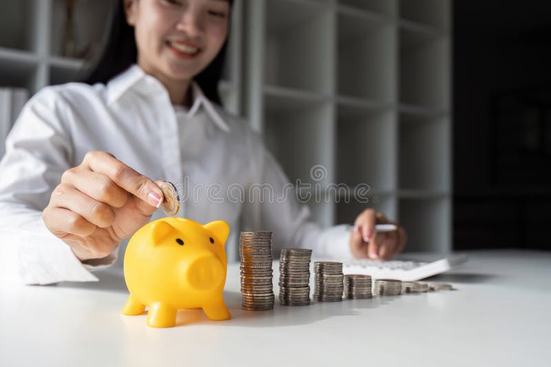 Hand Putting Coin Stack Step Staircase on Desk Wit Calculator. Save ...