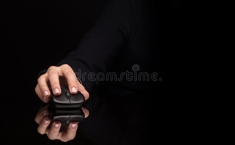 102 Hand Using Wireless Mouse Dark Environment Stock Photos - Free ...