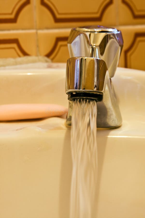 Hand Washing Basin Picture. Image: 5135823