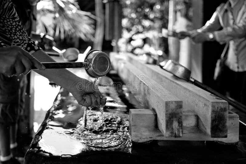 Hand Washing Ritual in Naha Stock Image - Image of heritage, pipe: 97290939