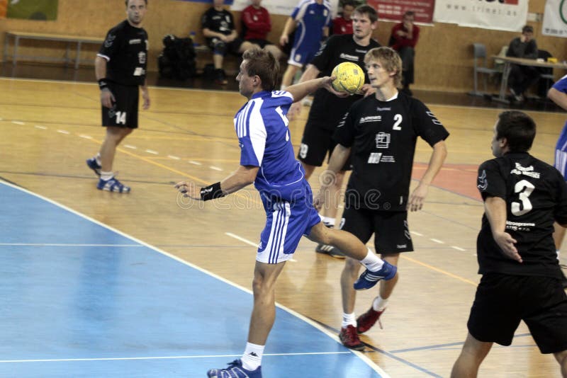 Handball redaktionelles stockbild. Bild von tätigkeit - 15883489
