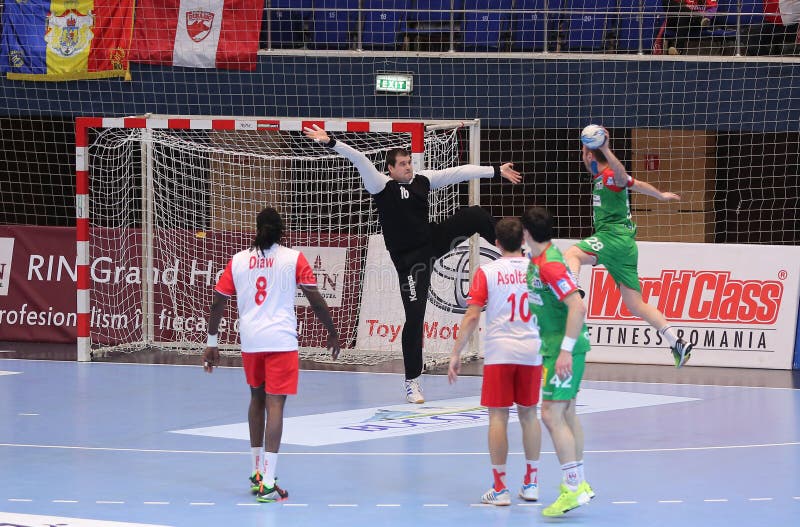 Handball-Torhüter redaktionelles foto. Bild von kämpfen - 67051521