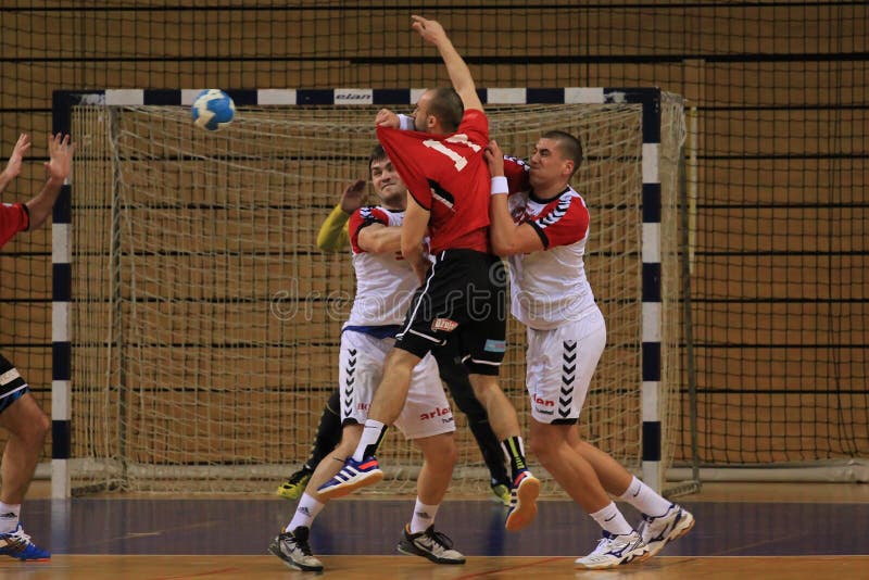 Handball Foul redaktionelles stockbild. Bild von turnier - 24747944