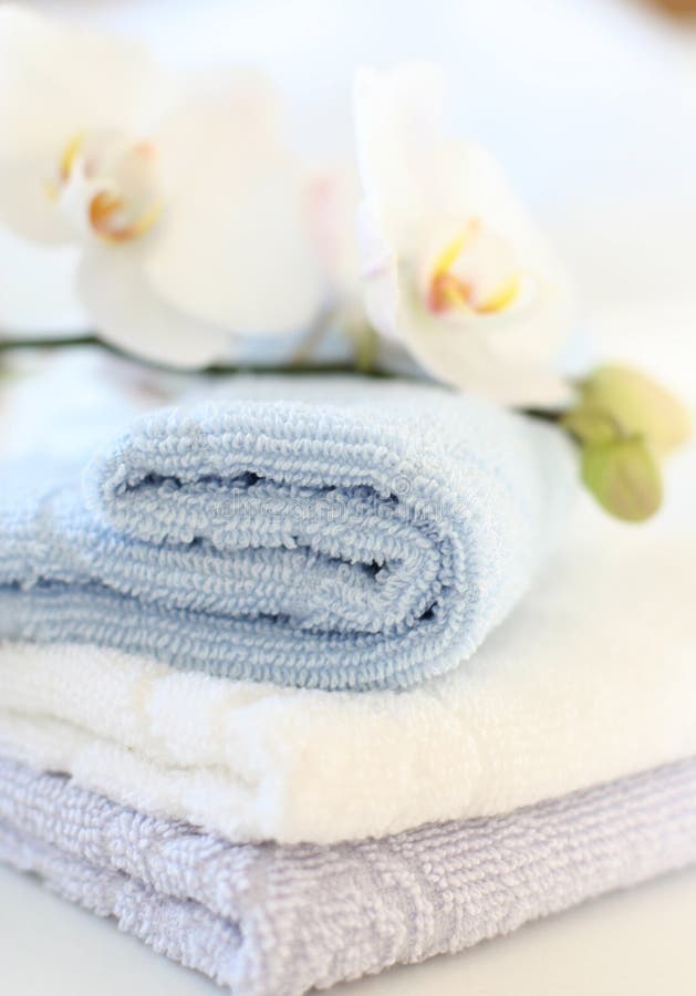 Handdukar arkivfoto. Bild av fradga, droppe, hand, produkter - 6659878