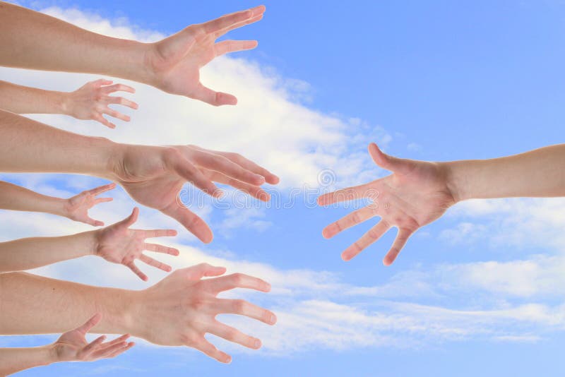 Handen Die Voor Een Helpende Hand Bereiken Stock Afbeelding - Image of ...