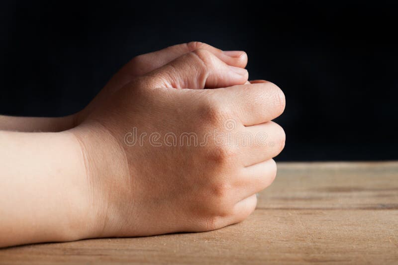 Handen Voor Gebed Worden Gevouwen Dat Stock Afbeelding - Afbeelding ...
