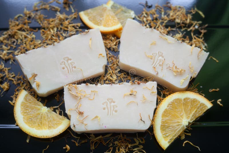 Handgemachte Seife stockbild. Bild von handgemacht, kochen - 67142475