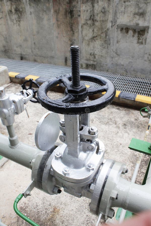 Handle valve stock image. Image of equipment, steel, valve - 26659171