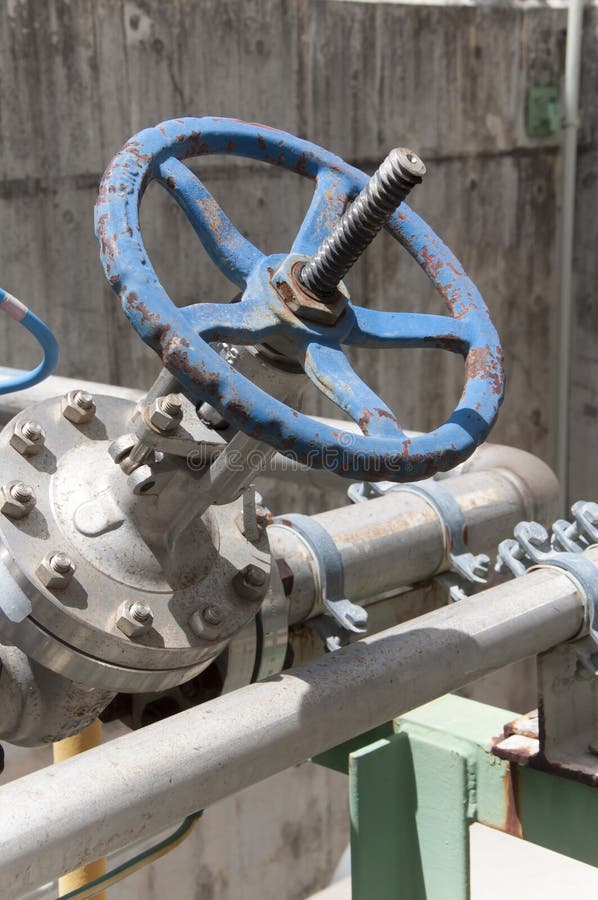 Handle valve stock image. Image of industrial, handle - 26657923